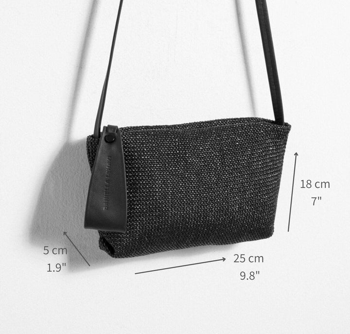 VEGA SMALL STRAW CLUTCH – AversaForHer